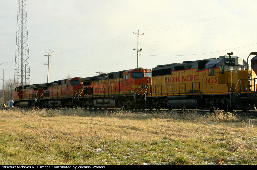 BNSF 4810 4844 4482 UP 1425